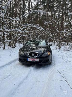 Black SEAT Leon 2006 in Alytus, with an engine capacity of 1.97 L and mileage of 313 thousand km for 1200 €, photo 2 on AUTOMOTO.COM.LV