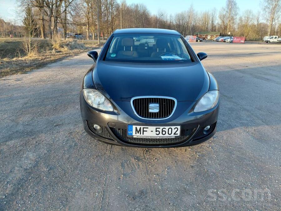 Melns SEAT Leon 2006 Talsi, ar dzinēja tilpumu 1.90 L un nobraukumu 307 tūkst. km par 2200 €, foto 3 vietnē AUTOMOTO.COM.LV