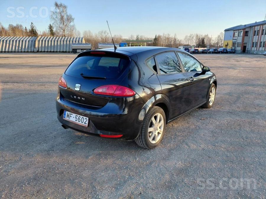 Melns SEAT Leon 2006 Talsi, ar dzinēja tilpumu 1.90 L un nobraukumu 307 tūkst. km par 2200 €, foto 7 vietnē AUTOMOTO.COM.LV