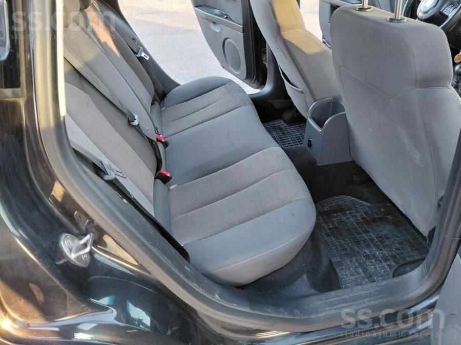 Melns SEAT Leon 2006 Talsi, ar dzinēja tilpumu 1.90 L un nobraukumu 307 tūkst. km par 2200 €, foto 9 vietnē AUTOMOTO.COM.LV