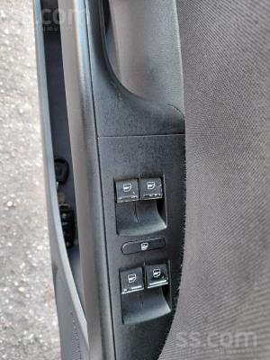 Melns SEAT Leon 2006 Talsi, ar dzinēja tilpumu 1.90 L un nobraukumu 307 tūkst. km par 2200 €, foto 13 vietnē AUTOMOTO.COM.LV