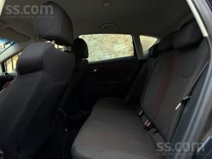 Melns SEAT Leon 2006 Cēsis, ar dzinēja tilpumu 1.90 L un nobraukumu 288 tūkst. km par 1490 €, foto 11 vietnē AUTOMOTO.COM.LV