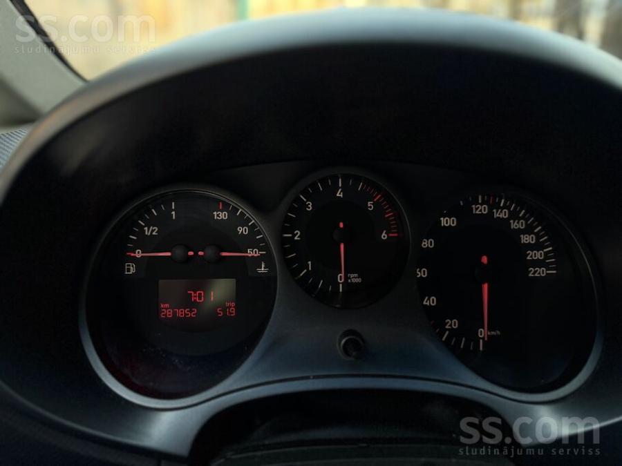 Melns SEAT Leon 2006 Cēsis, ar dzinēja tilpumu 1.90 L un nobraukumu 288 tūkst. km par 1490 €, foto 21 vietnē AUTOMOTO.COM.LV