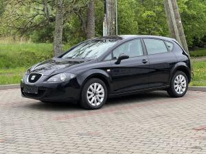 Black SEAT Leon 2006 in Cesis, with an engine capacity of 1.60 L and mileage of 224 thousand km for 3500 €, photo 3 on AUTOMOTO.COM.LV