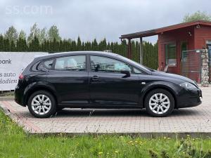 Black SEAT Leon 2006 in Cesis, with an engine capacity of 1.60 L and mileage of 224 thousand km for 3500 €, photo 7 on AUTOMOTO.COM.LV