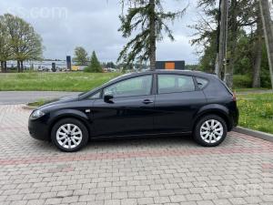 Black SEAT Leon 2006 in Cesis, with an engine capacity of 1.60 L and mileage of 224 thousand km for 3500 €, photo 8 on AUTOMOTO.COM.LV