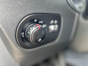 Black SEAT Leon 2006 in Cesis, with an engine capacity of 1.60 L and mileage of 224 thousand km for 3500 €, photo 15 on AUTOMOTO.COM.LV