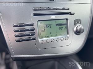 Black SEAT Leon 2006 in Cesis, with an engine capacity of 1.60 L and mileage of 224 thousand km for 3500 €, photo 17 on AUTOMOTO.COM.LV