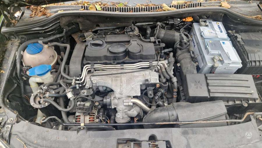 Black SEAT Leon 2006 in Kaunas, with an engine capacity of 1.97 L and mileage of 324 thousand km for 950 €, photo 9 on AUTOMOTO.COM.LV