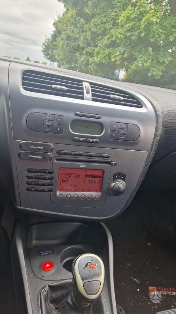 Melns SEAT Leon 2006 Kauņa, ar dzinēja tilpumu 1.97 L un nobraukumu 324 tūkst. km par 950 €, foto 10 vietnē AUTOMOTO.COM.LV