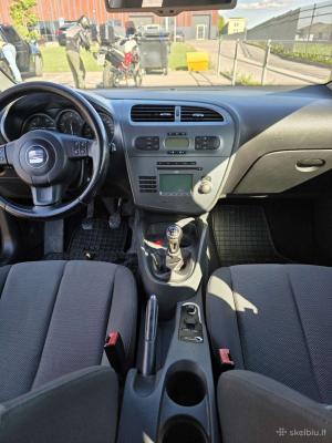 Melns SEAT Leon 2006 Šauļi, ar dzinēja tilpumu 2.00 L un nobraukumu 301 tūkst. km par 1800 €, foto 11 vietnē AUTOMOTO.COM.LV