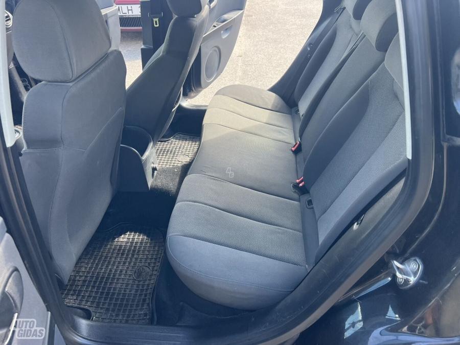Melns SEAT Leon 2006 Šauļi, ar dzinēja tilpumu 1.90 L un nobraukumu 304 tūkst. km par 999 €, foto 18 vietnē AUTOMOTO.COM.LV