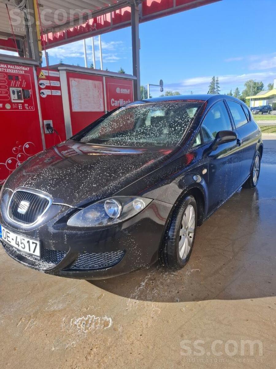 Black SEAT Leon 2006 in Riga, with an engine capacity of 1.60 L and mileage of 227 thousand km for 3000 €, photo 19 on AUTOMOTO.COM.LV