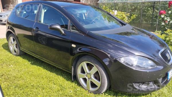 Melns SEAT Leon 2006 Ogre, ar dzinēja tilpumu 2.00 L un nobraukumu 394 tūkst. km par 2050 €, foto 6 vietnē AUTOMOTO.COM.LV