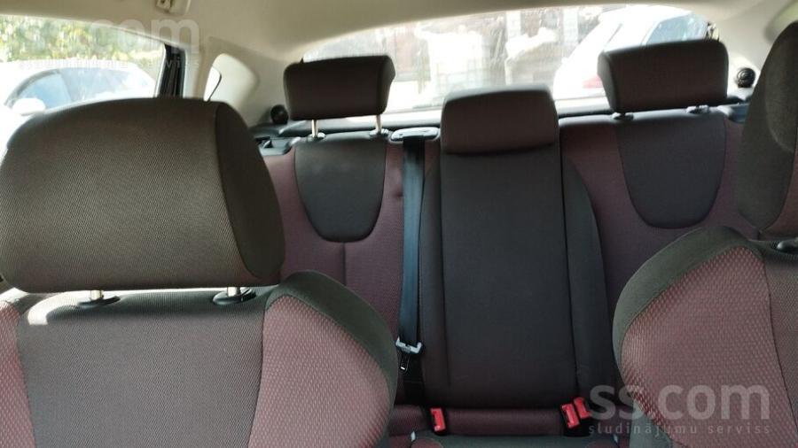 Melns SEAT Leon 2006 Ogre, ar dzinēja tilpumu 2.00 L un nobraukumu 394 tūkst. km par 2050 €, foto 10 vietnē AUTOMOTO.COM.LV