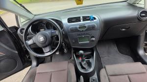 Melns SEAT Leon 2006 Zarasai, ar dzinēja tilpumu 2.00 L un nobraukumu 272 tūkst. km par 1300 €, foto 16 vietnē AUTOMOTO.COM.LV