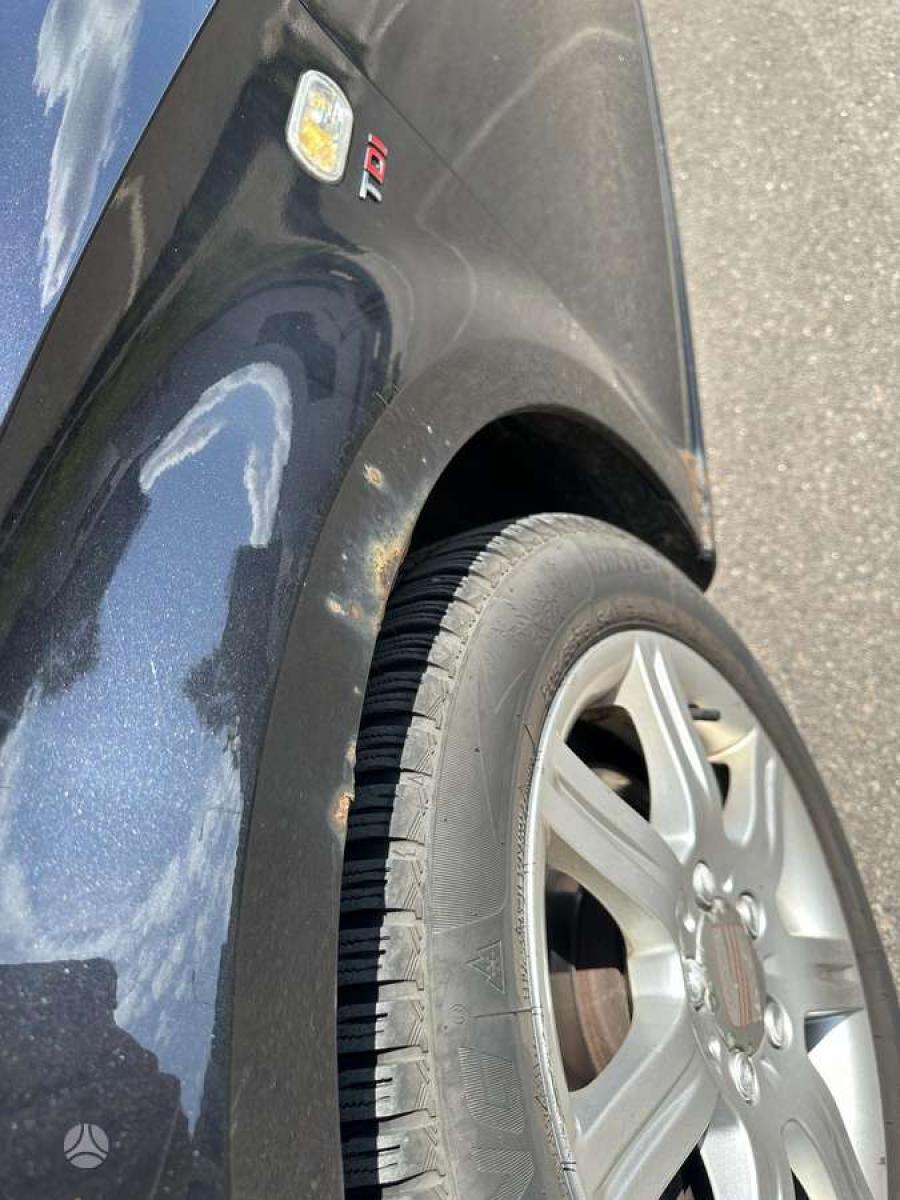 Melns SEAT Leon 2006 Viļņa, ar dzinēja tilpumu 1.97 L un nobraukumu 315 tūkst. km par 1500 €, foto 13 vietnē AUTOMOTO.COM.LV