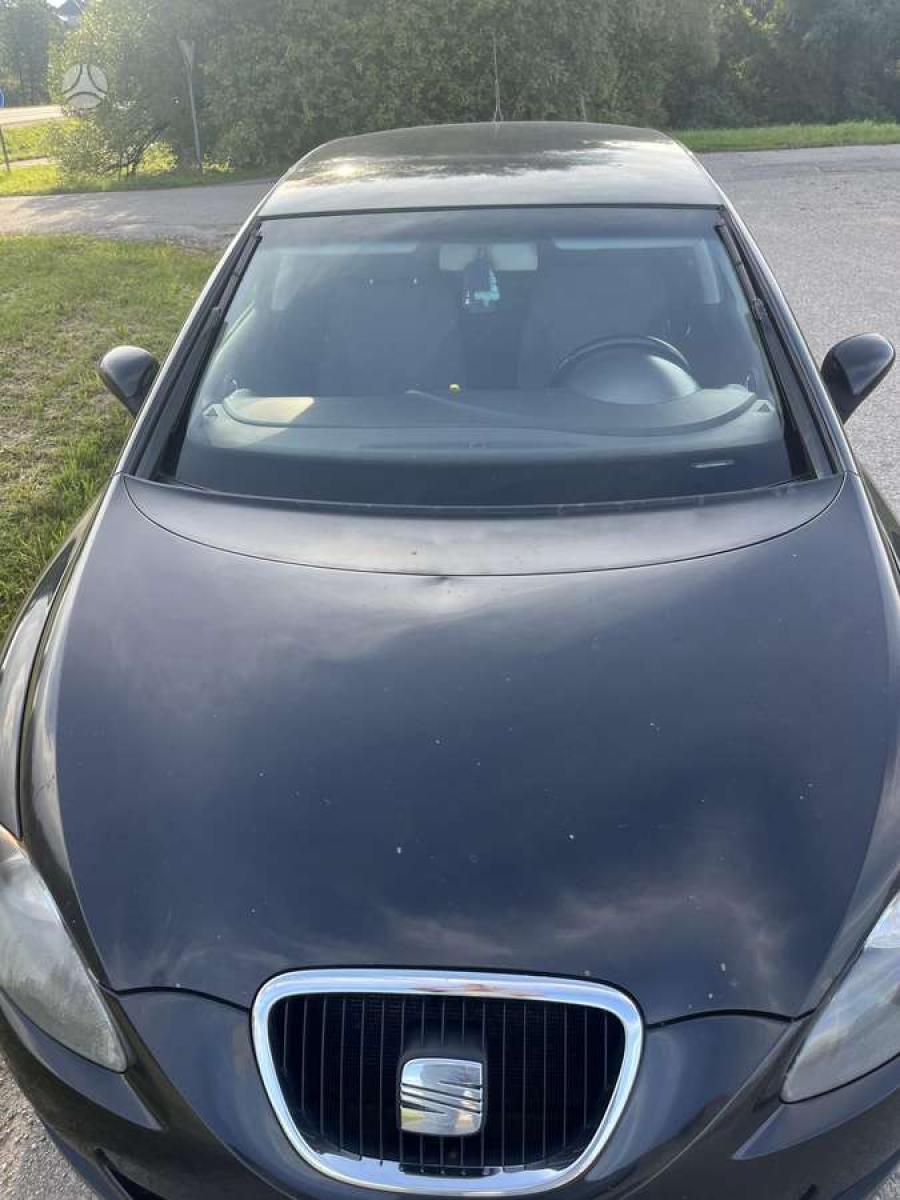 Melns SEAT Leon 2006 Utena, ar dzinēja tilpumu 1.97 L un nobraukumu 430 tūkst. km par 999 €, foto 5 vietnē AUTOMOTO.COM.LV
