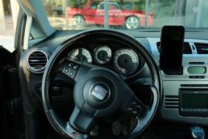 Black SEAT Leon 2006 in Panevezys, with an engine capacity of 1.97 L and mileage of 250 thousand km for 3000 €, photo 9 on AUTOMOTO.COM.LV