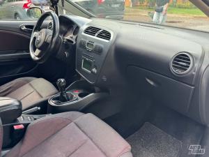 Melns SEAT Leon 2006 Panevēža, ar dzinēja tilpumu 2.00 L un nobraukumu 343 tūkst. km par 850 €, foto 11 vietnē AUTOMOTO.COM.LV