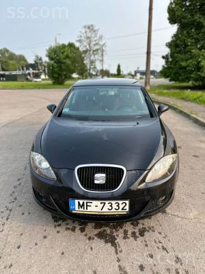 Black SEAT Leon 2007 in Riga, with an engine capacity of 1.90 L and mileage of 358 thousand km for 1000 €, photo 2 on AUTOMOTO.COM.LV
