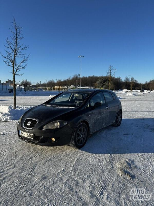 Black SEAT Leon 2007 in Panevezys, with an engine capacity of 1.90 L and mileage of 416 thousand km for 1500 €, photo 2 on AUTOMOTO.COM.LV