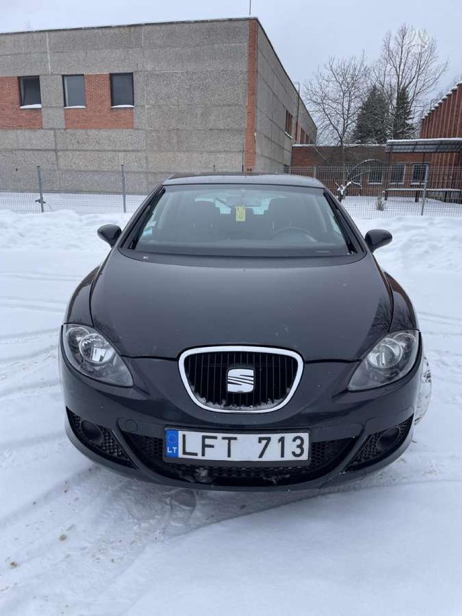 Black SEAT Leon 2007 in Alytus, with an engine capacity of 1.97 L and mileage of 390 thousand km for 1800 €, photo 2 on AUTOMOTO.COM.LV