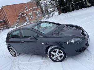 Black SEAT Leon 2007 in Alytus, with an engine capacity of 1.97 L and mileage of 390 thousand km for 1800 €, photo 9 on AUTOMOTO.COM.LV
