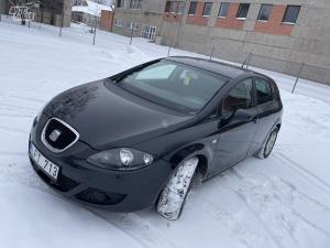 Black SEAT Leon 2007 in Alytus, with an engine capacity of 2.00 L and mileage of 390 thousand km for 1800 €, photo 10 on AUTOMOTO.COM.LV