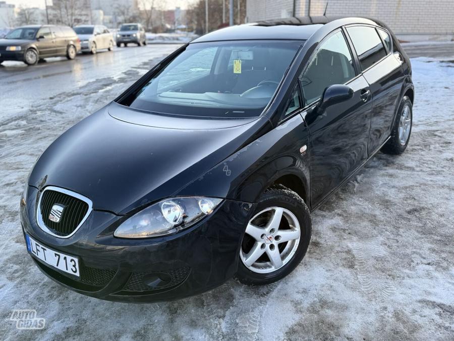 Melns SEAT Leon 2007 Kauņa, ar dzinēja tilpumu 2.00 L un nobraukumu 390 tūkst. km par 2250 €, foto 1 vietnē AUTOMOTO.COM.LV