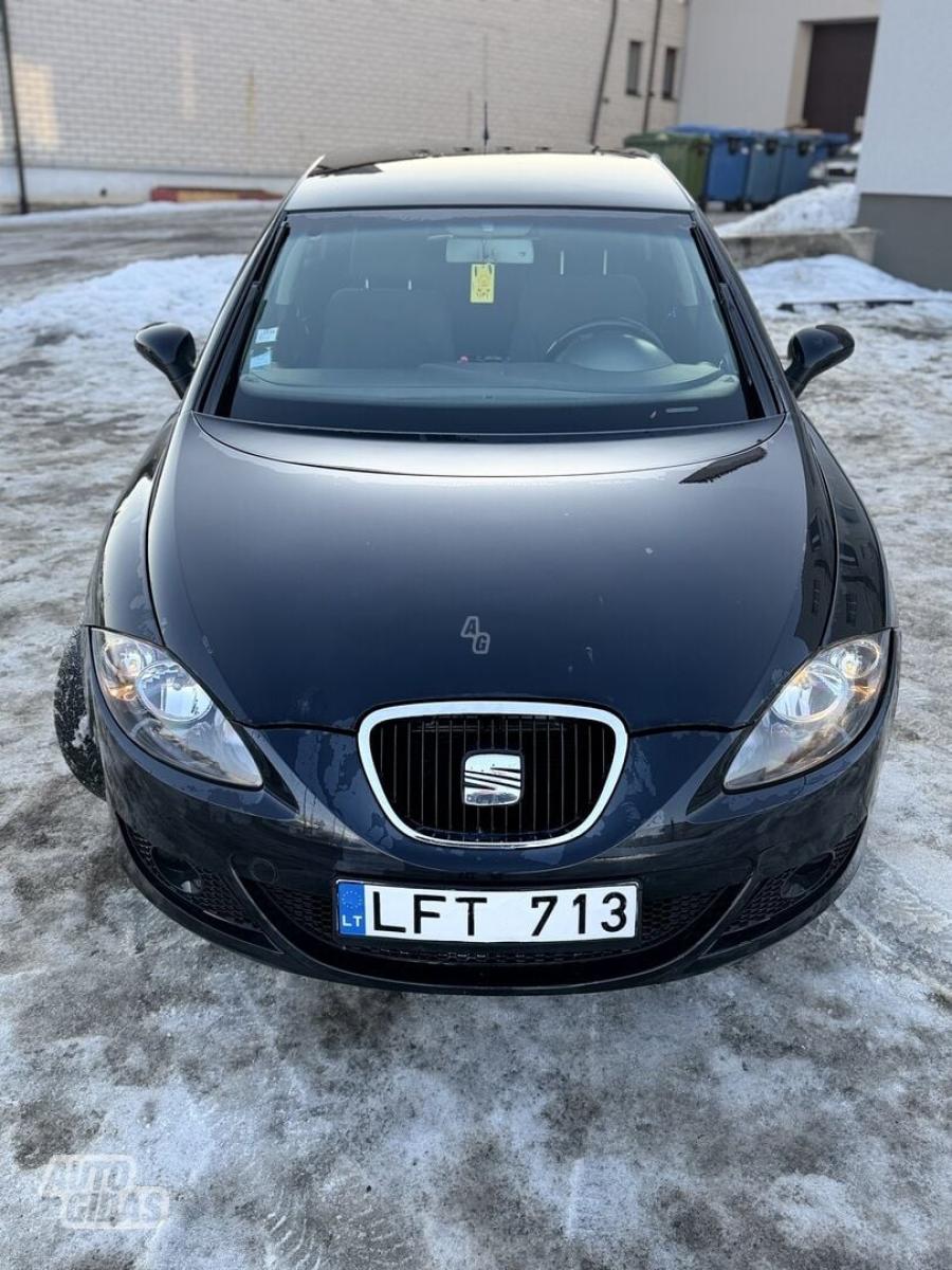 Melns SEAT Leon 2007 Kauņa, ar dzinēja tilpumu 2.00 L un nobraukumu 390 tūkst. km par 2250 €, foto 3 vietnē AUTOMOTO.COM.LV