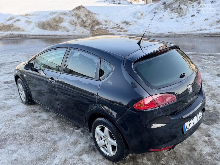 Melns SEAT Leon 2007 Kauņa, ar dzinēja tilpumu 2.00 L un nobraukumu 390 tūkst. km par 2250 €, foto 10 vietnē AUTOMOTO.COM.LV