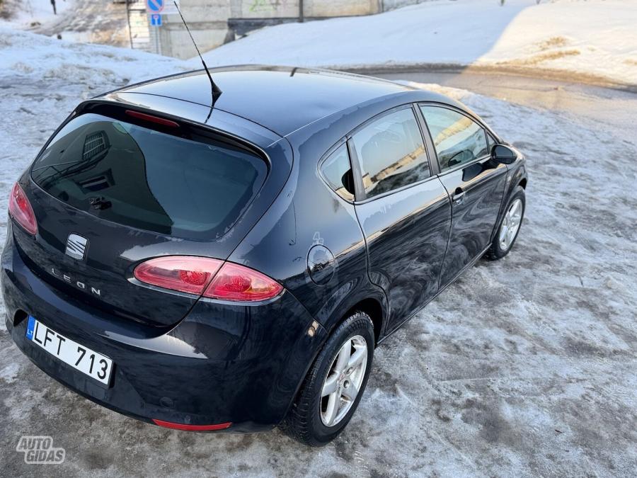 Melns SEAT Leon 2007 Kauņa, ar dzinēja tilpumu 2.00 L un nobraukumu 390 tūkst. km par 2250 €, foto 11 vietnē AUTOMOTO.COM.LV