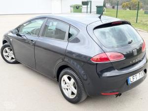 Melns SEAT Leon 2007 Kauņa, ar dzinēja tilpumu 2.00 L un nobraukumu 390 tūkst. km par 2100 €, foto 4 vietnē AUTOMOTO.COM.LV