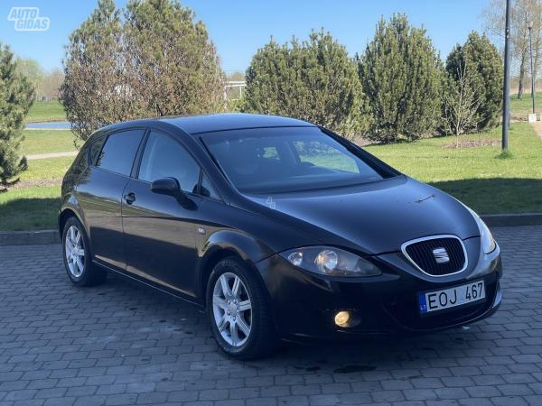 Black SEAT Leon 2007 in Silute, with an engine capacity of 2.00 L and mileage of 328 thousand km for 1350 €, photo 1 on AUTOMOTO.COM.LV