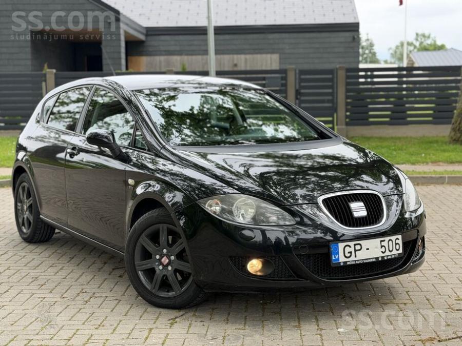 Melns SEAT Leon 2007 Valmiera, ar dzinēja tilpumu 1.90 L un nobraukumu 175 tūkst. km par 2690 €, foto 1 vietnē AUTOMOTO.COM.LV