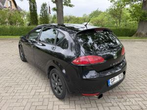 Melns SEAT Leon 2007 Valmiera, ar dzinēja tilpumu 1.90 L un nobraukumu 175 tūkst. km par 2690 €, foto 6 vietnē AUTOMOTO.COM.LV