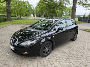 Melns SEAT Leon 2007 Valmiera, ar dzinēja tilpumu 1.90 L un nobraukumu 175 tūkst. km par 2690 €, foto 8 vietnē AUTOMOTO.COM.LV
