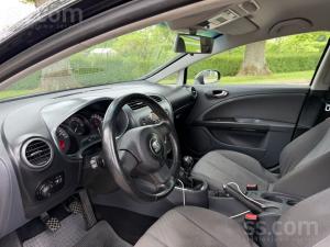 Melns SEAT Leon 2007 Valmiera, ar dzinēja tilpumu 1.90 L un nobraukumu 175 tūkst. km par 2690 €, foto 9 vietnē AUTOMOTO.COM.LV