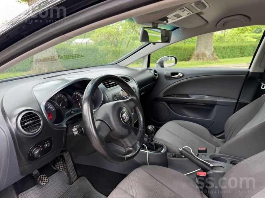Melns SEAT Leon 2007 Valmiera, ar dzinēja tilpumu 1.90 L un nobraukumu 175 tūkst. km par 2690 €, foto 9 vietnē AUTOMOTO.COM.LV