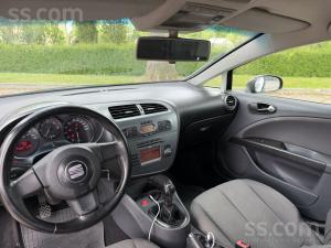 Melns SEAT Leon 2007 Valmiera, ar dzinēja tilpumu 1.90 L un nobraukumu 175 tūkst. km par 2690 €, foto 11 vietnē AUTOMOTO.COM.LV