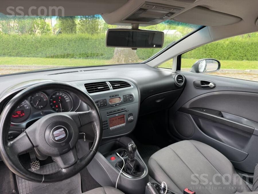 Melns SEAT Leon 2007 Valmiera, ar dzinēja tilpumu 1.90 L un nobraukumu 175 tūkst. km par 2690 €, foto 11 vietnē AUTOMOTO.COM.LV