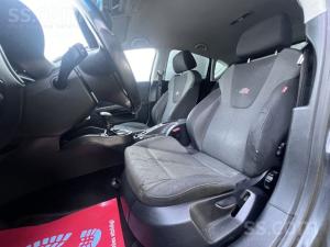 Melns SEAT Leon 2007 Talsi, ar dzinēja tilpumu 2.00 L un nobraukumu 368 tūkst. km par 1999 €, foto 6 vietnē AUTOMOTO.COM.LV