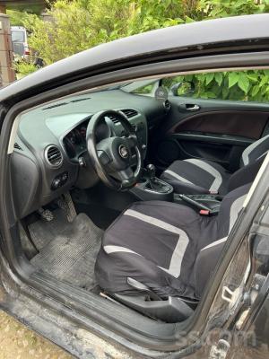 Black SEAT Leon 2007 in Riga, with an engine capacity of 1.90 L and mileage of 369 thousand km for 1400 €, photo 5 on AUTOMOTO.COM.LV