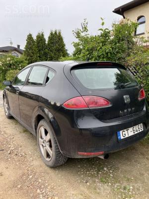 Black SEAT Leon 2007 in Riga, with an engine capacity of 1.90 L and mileage of 369 thousand km for 1400 €, photo 10 on AUTOMOTO.COM.LV