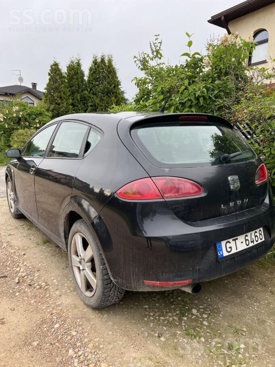 Black SEAT Leon 2007 in Riga, with an engine capacity of 1.90 L and mileage of 369 thousand km for 1400 €, photo 10 on AUTOMOTO.COM.LV