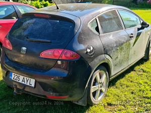 Melns SEAT Leon 2007 Pērnava, ar dzinēja tilpumu 2.00 L un nobraukumu 331 tūkst. km par 1499 €, foto 3 vietnē AUTOMOTO.COM.LV