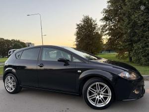Black SEAT Leon 2007 in Kaunas, with an engine capacity of 1.97 L and mileage of 378 thousand km for 3500 €, photo 17 on AUTOMOTO.COM.LV
