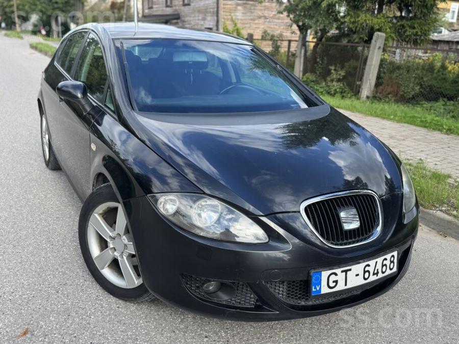 Melns SEAT Leon 2007 Jelgava, ar dzinēja tilpumu 1.90 L un nobraukumu 367 tūkst. km par 1150 €, foto 3 vietnē AUTOMOTO.COM.LV