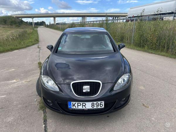 Melns SEAT Leon 2007 Kauņa, ar dzinēja tilpumu 1.96 L un nobraukumu 277 tūkst. km par 1350 €, foto 3 vietnē AUTOMOTO.COM.LV